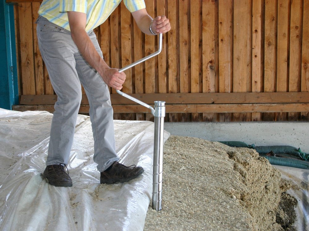 Probenziehung Grundfutter - Futtermittellabor Rosenau